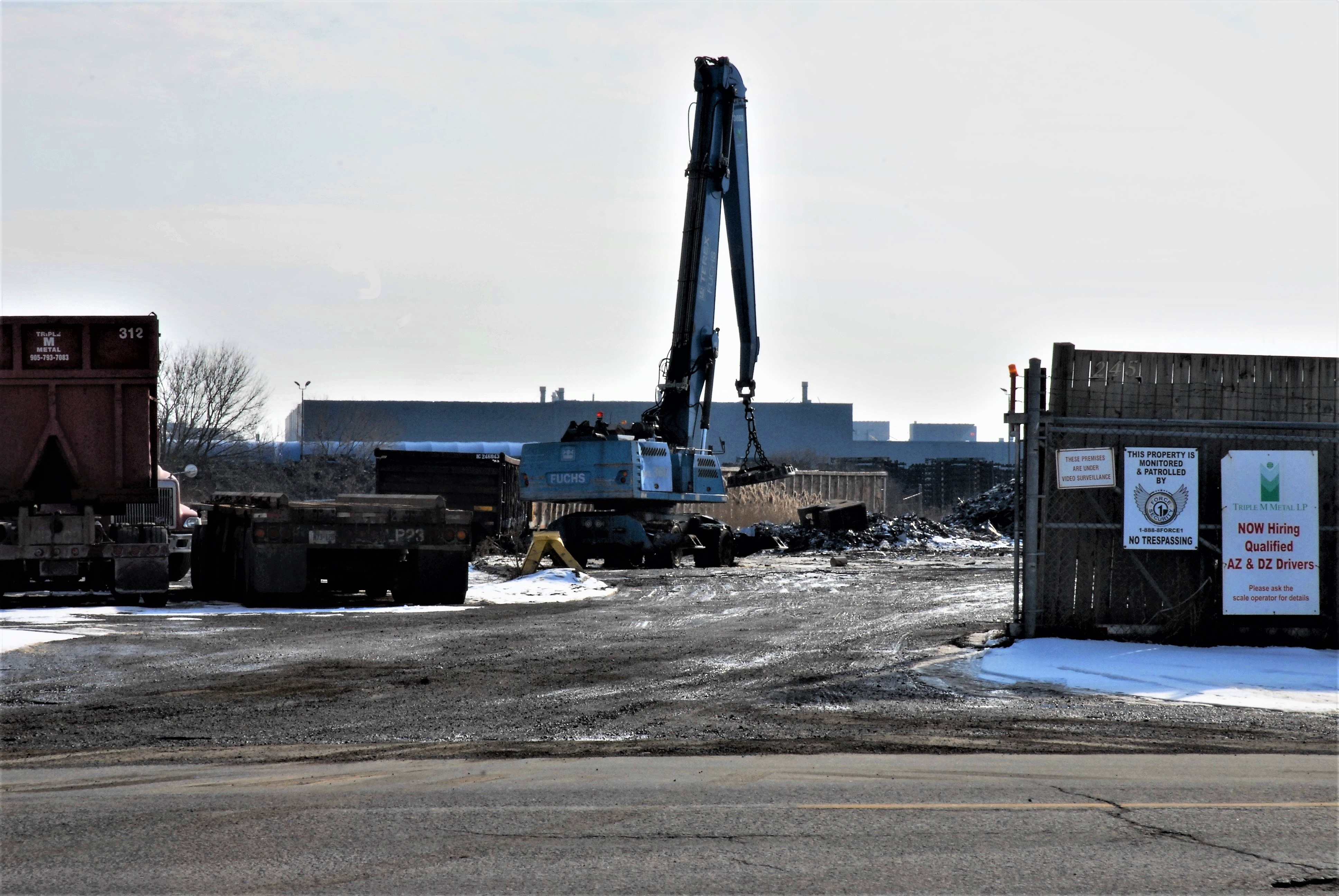 tripleMmetal – Ian's City Scope